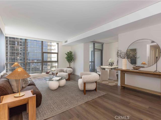 9 MacArthur Place 1006