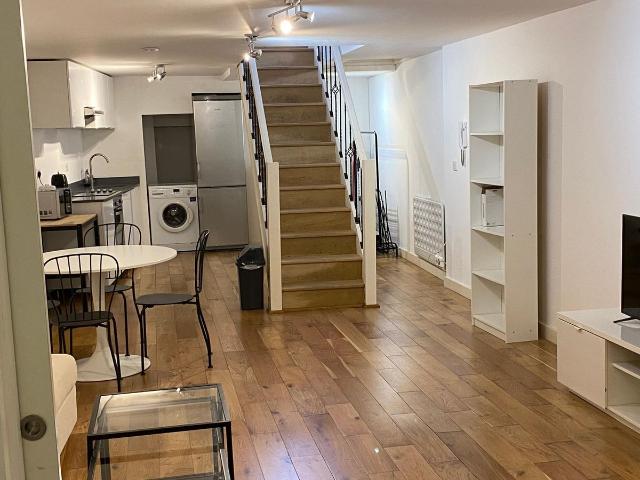 9 Manningtree Street E1, 1 bed flat to rent, £1,600 pcm | PrimeLocation