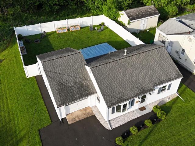 9 Maple Avenue