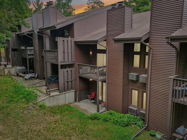 9 Maple Trl, Wisconsin Dells, WI 53965
