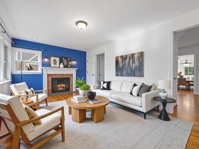 9 Margaret Ct, Fair Lawn, NJ 07410