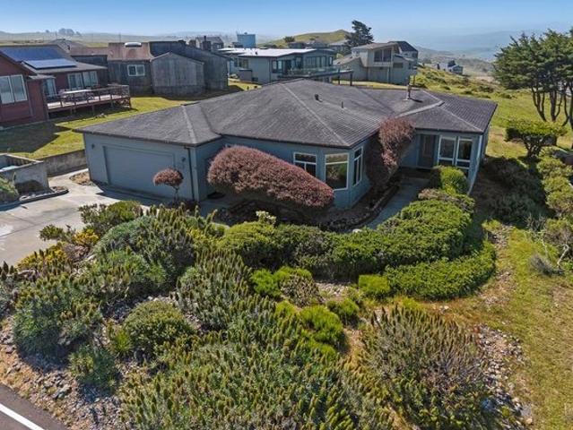 9 Maui Ln, Dillon Beach, CA 94929