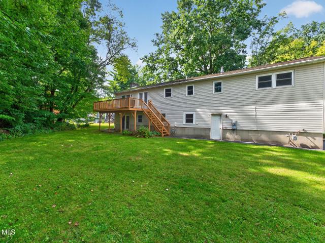 9 Meadow Valley Drive