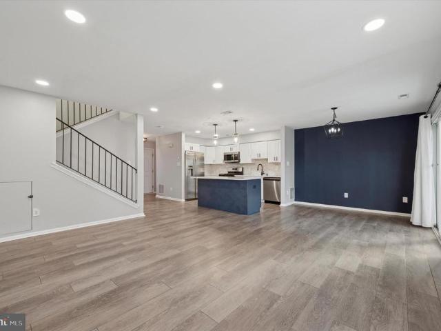 9 Meadow Lane