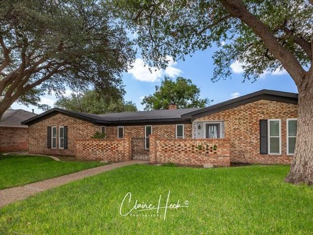 9 Metz Ct, Midland, TX 79705