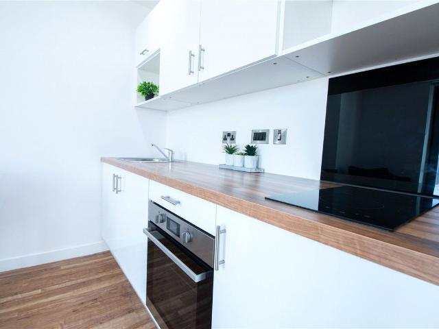9 Michigan Avenue, Salford M50, 1 bed flat to rent, £900 pcm | PrimeLocation