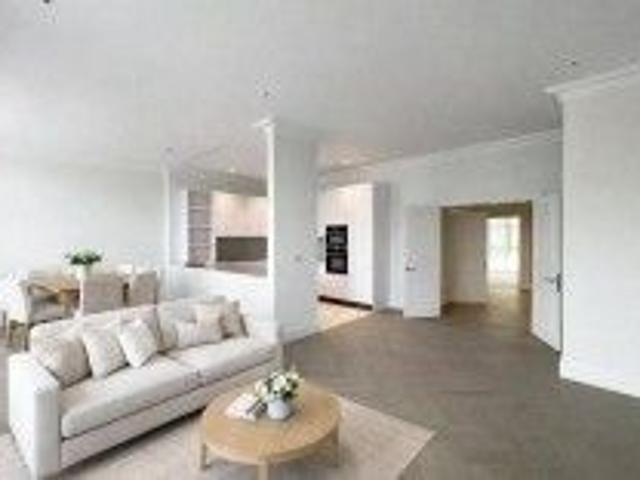 9 Millbank, SW1P, London