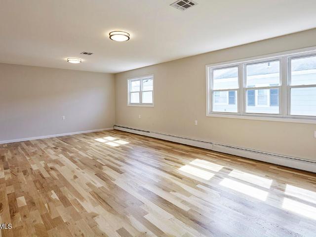 9 Mirador Ct, Toms River, NJ 08757 | MLS #22620