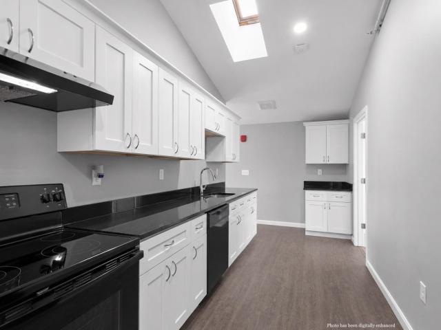 9 Monarch Way # 201