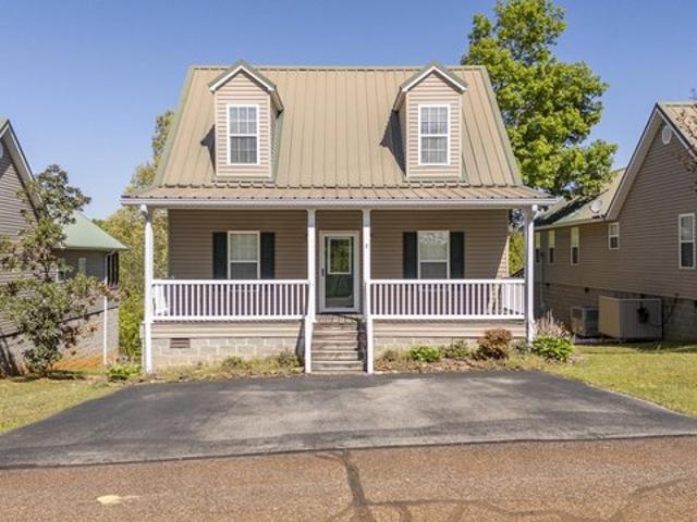 9 Mountain View Dr, Iuka, MS 38852