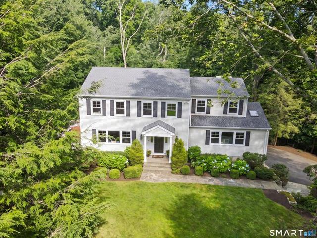 9 Nursery Ct, Norwalk, CT 06850