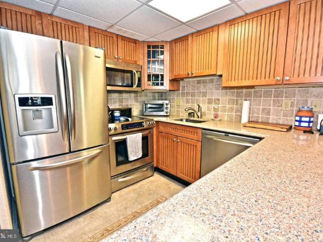 9 N 47Th Street # 209