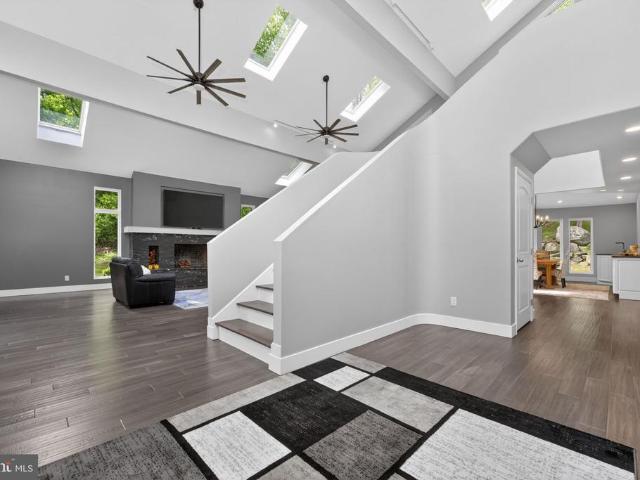 9 N North Star Drive
