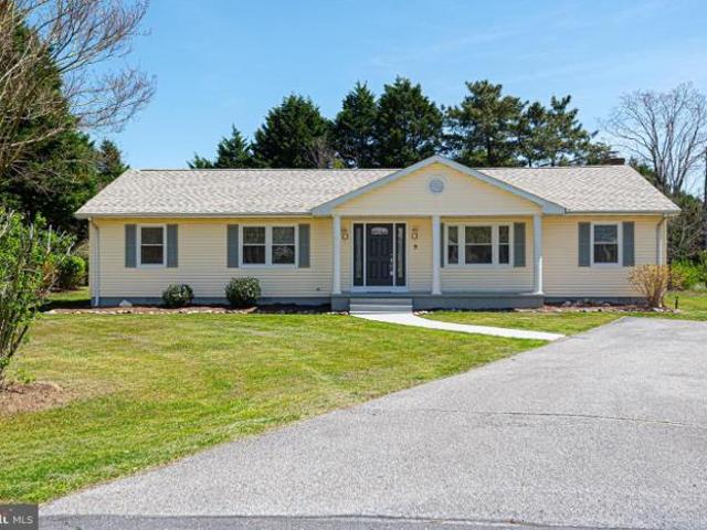 9 N Primrose Ln, Ocean View, DE 19970