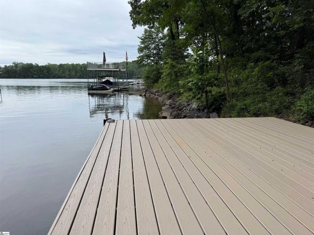 9 Nautica Point
