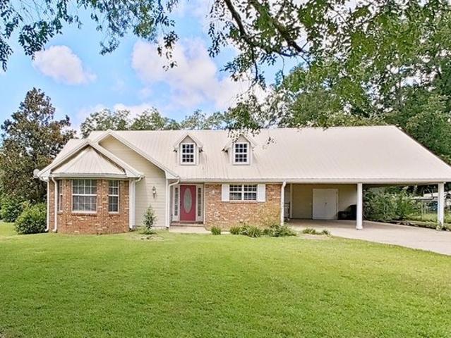 9 NE 25th St, Cairo, GA 39828