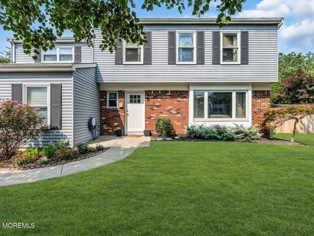 9 New Friendship Rd, Howell, NJ 07731