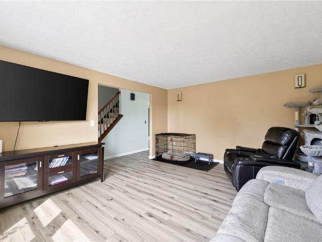 9 Newcomb Drive