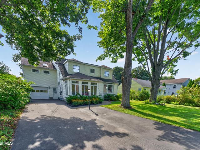 9 Nielsen Road