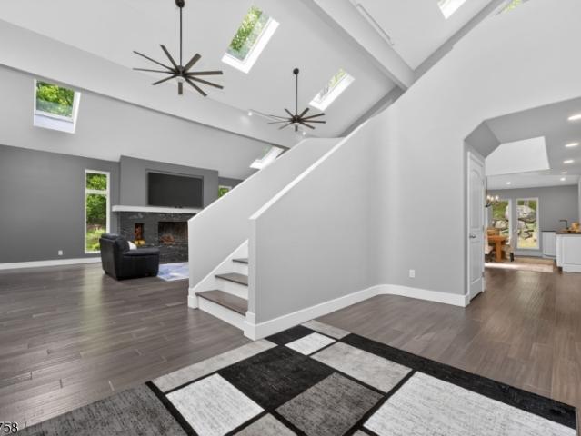 9 North Star Drive