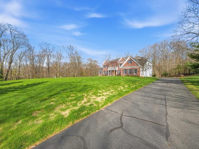 9 Overlook Rd, Hopkinton, MA 01748 | MLS #73506 | Compass