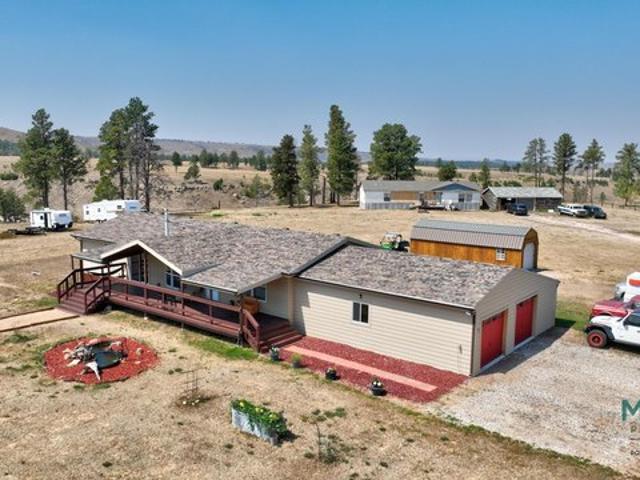 9 Ox Yoke Trl, Moorcroft, WY 82721