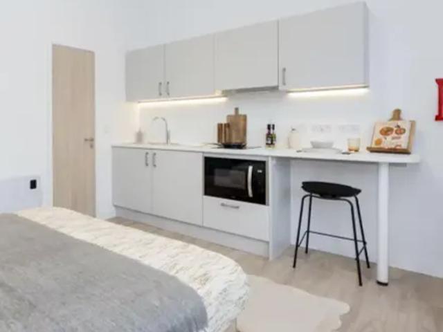 9 Oxford Place, Victoria Park, Manchester, M14 5SE, United Kingdom | 1 bed apartment for rent #165362341 | Rentberry