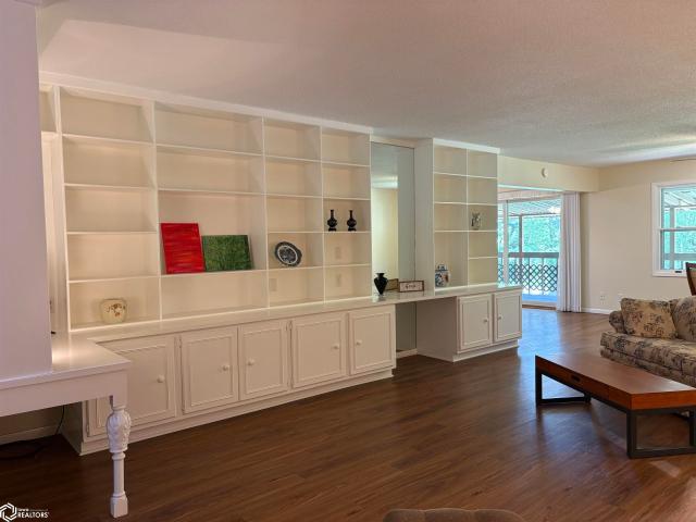 9 Oak Knoll Road