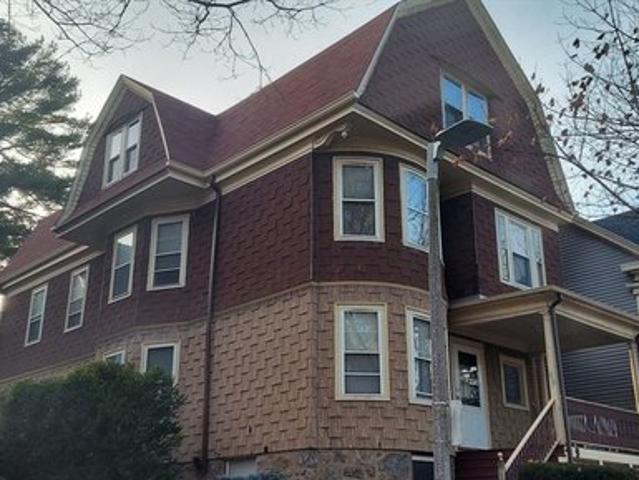 9 Oakview Ter, Boston, MA 02130