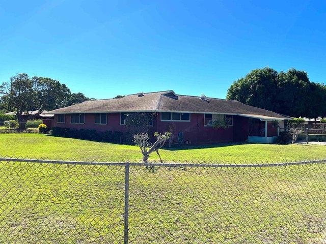 9 Oki Pl, Kaunakakai, HI 96748