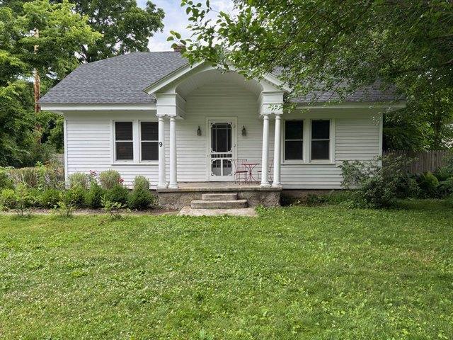 9 Old Ln, Hudson, NY 12534