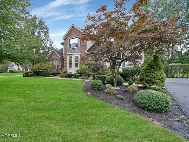 9 Olena Dr, Jackson, NJ 08527