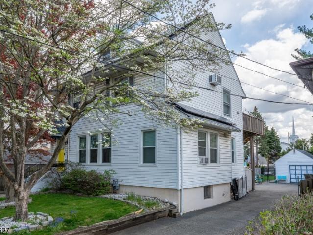 9 Orchard St