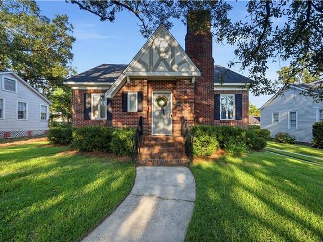 9 Audubon Pl, Mobile, AL 36606