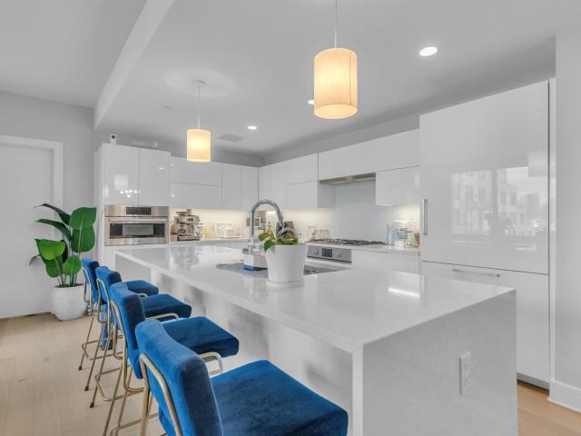 9 Avenue At Port Imperial # 712