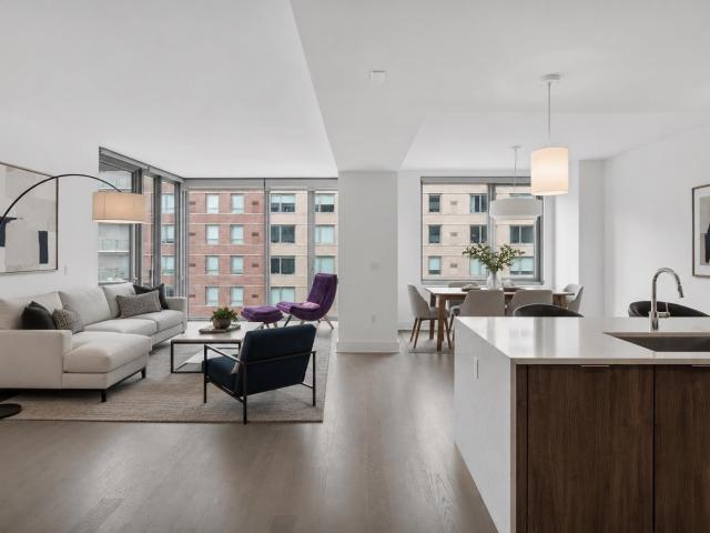 9 Avenue At Port Imperial # 818