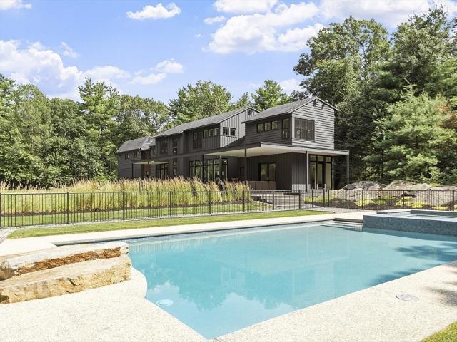 9 A Ashley Rd, Southborough, MA 01772 | MLS #73470