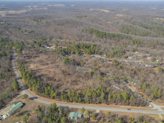 9 +/ Ac E State Highway 90