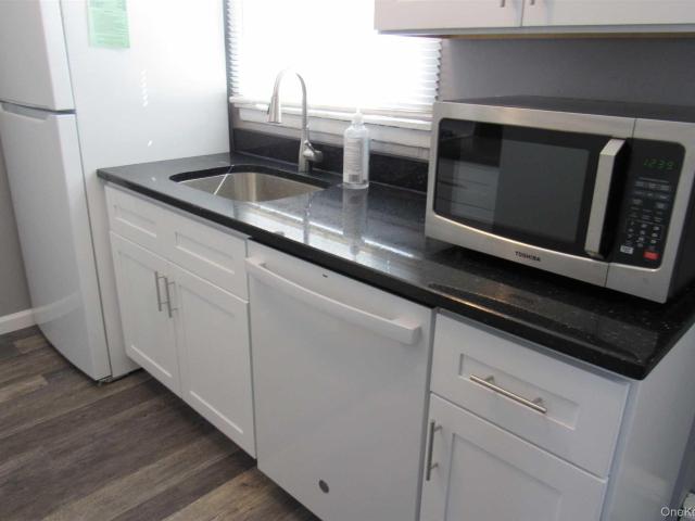 9 Alpine Drive D