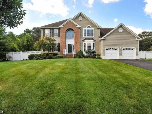 9 Angelina Ct