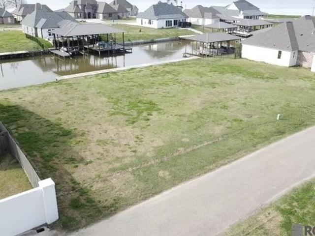 9 and 10 Miller Ln, Ventress, LA 70783
