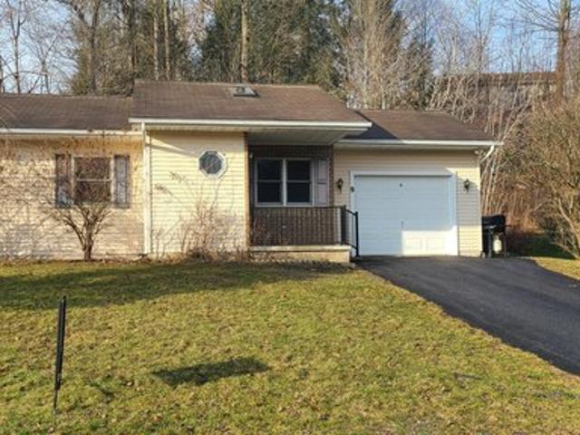 9 Andrea Ct, DuBois, PA 15801