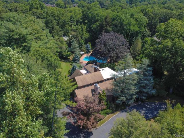 9 Applegreen Drive