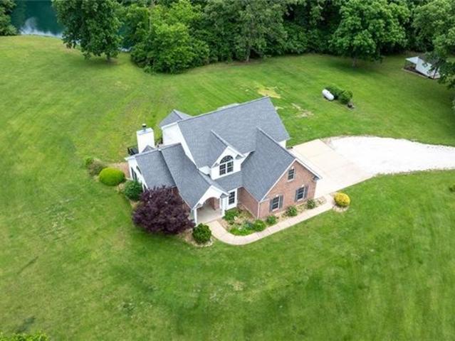 9 Buelah Dr, Troy, MO 63379