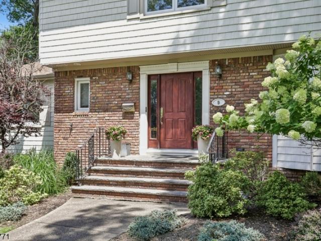 9 Burlington Rd