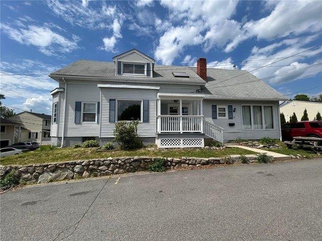 9 Bye St, North Providence, RI 02911