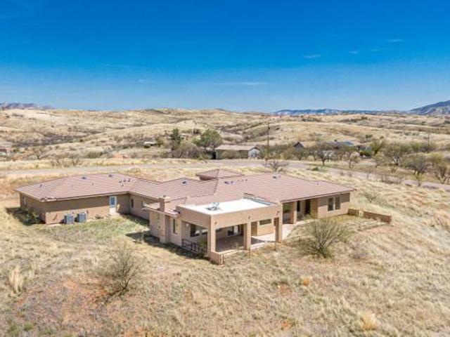 9 Baca Road Rd, Nogales, AZ 85621