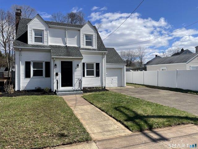 9 Bank St, Hamden, CT 06514