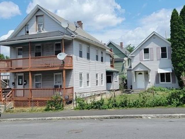 9 Barclay St, Worcester, MA 01604