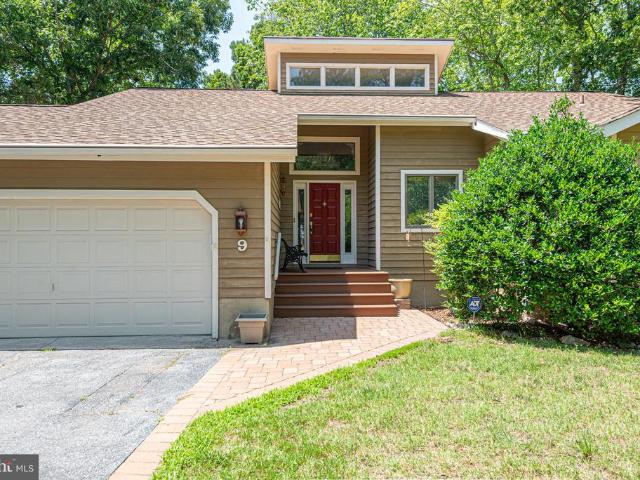 9 Bearberry Road